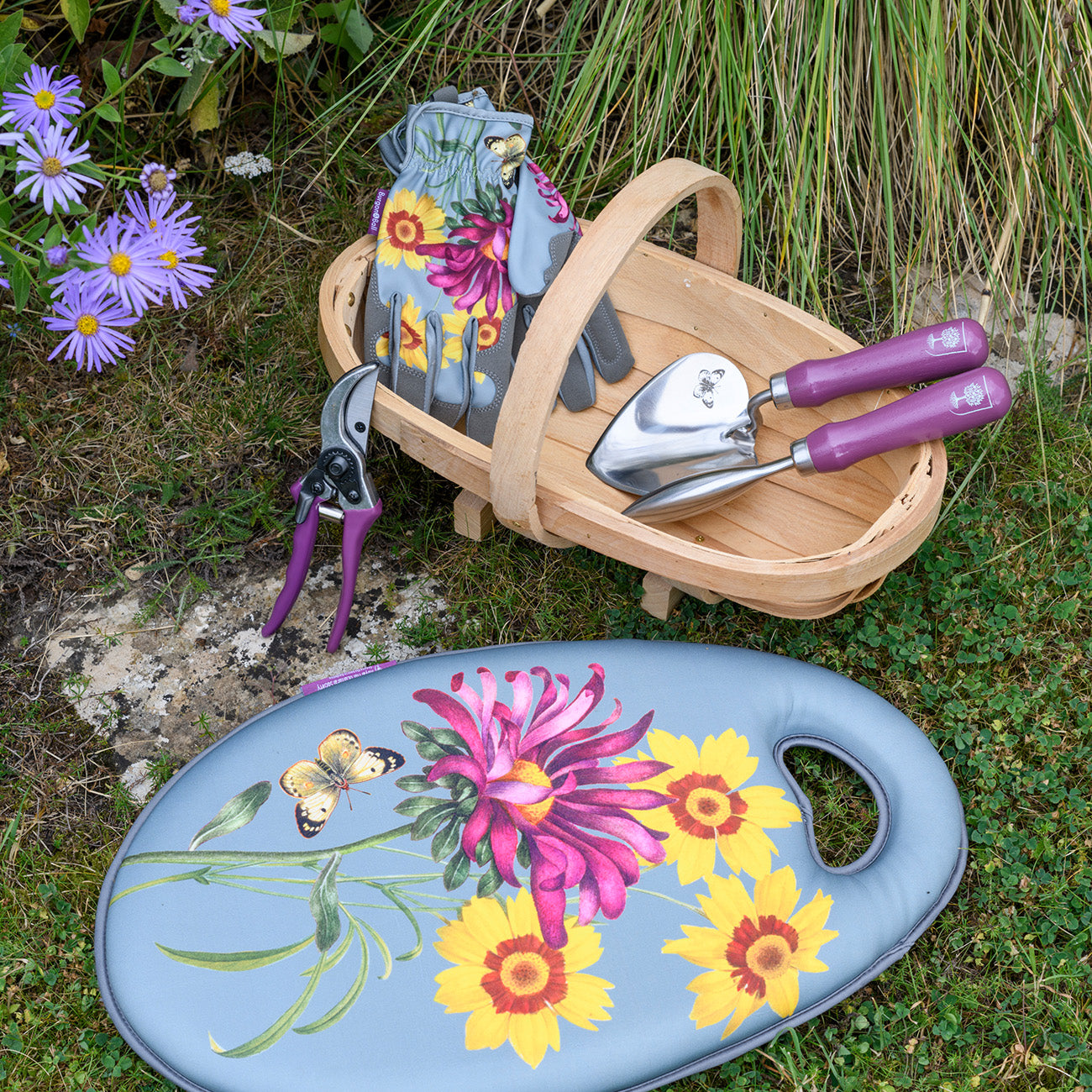 RHS Gifts Asteraceae Planting Trowel & Dibber Set | Burgon & Ball ...