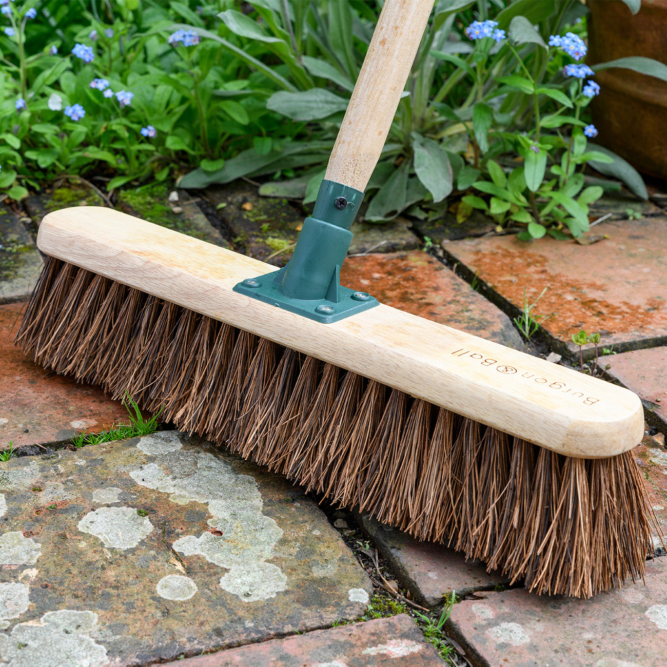 18-inch Garden Brush, Bassine - RHS Endorsed | Burgon & Ball – Burgon ...