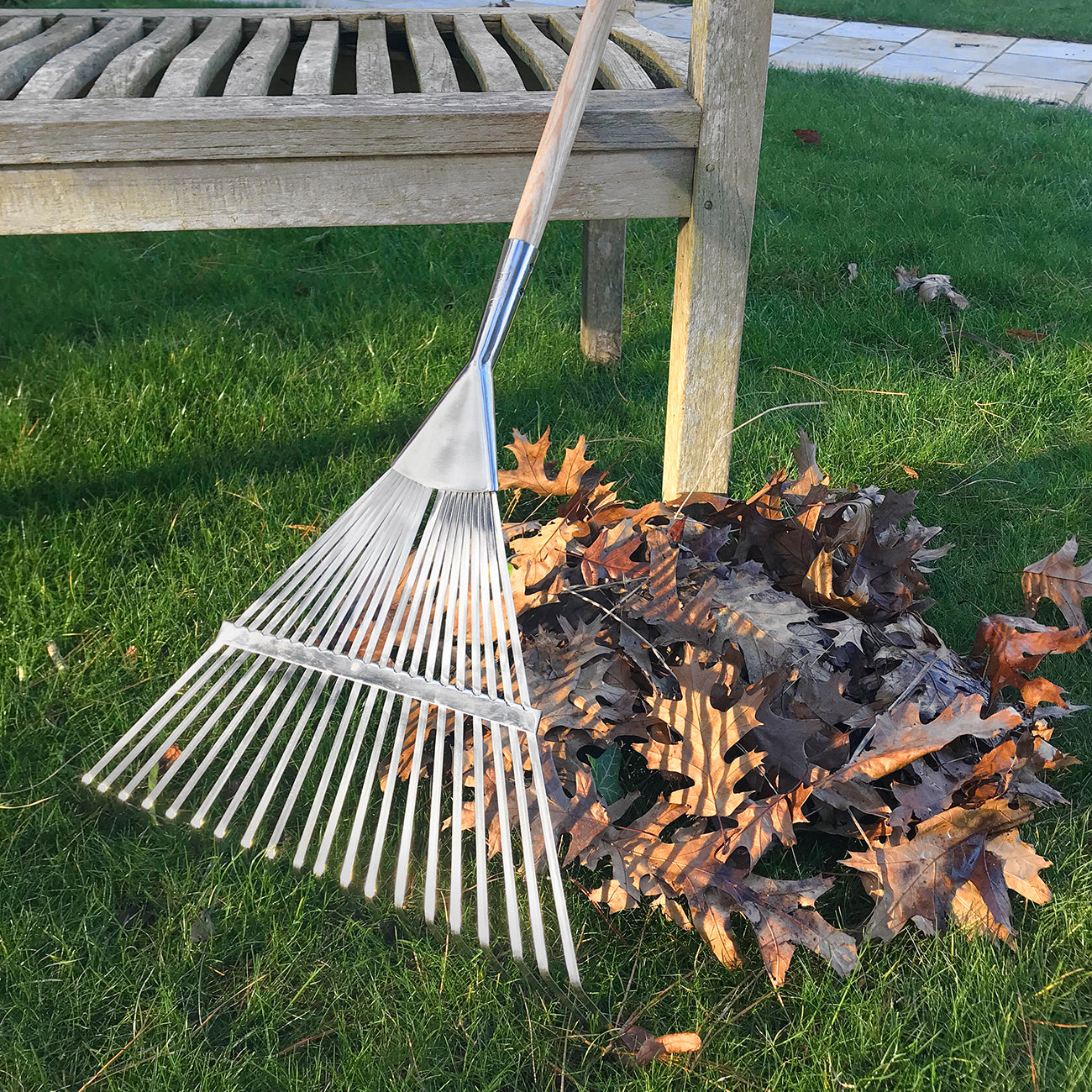 Leaf Rake - RHS Endorsed | Burgon & Ball – Burgon and Ball